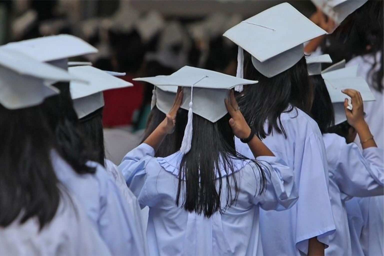 DEPED BANS POLITICAL ACTIVITIES DURING GRADUATION CEREMONIES - PhilNews24