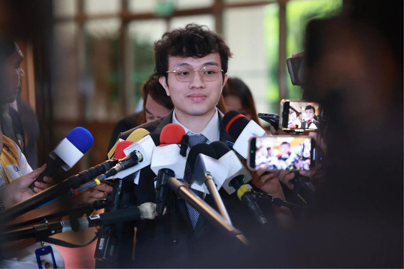 PUNO HITS BARZAGA’S “UNBECOMING” BEHAVIOR, CALLS HIM “UNWELL” - PhilNews24