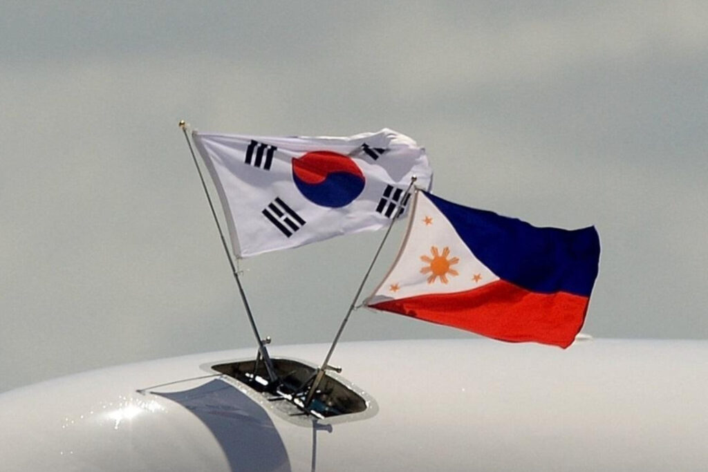 PHILIPPINES SIGNS DEALS WITH KOREAN FIRMS TO UPGRADE WARSHIPS AND JETS ...